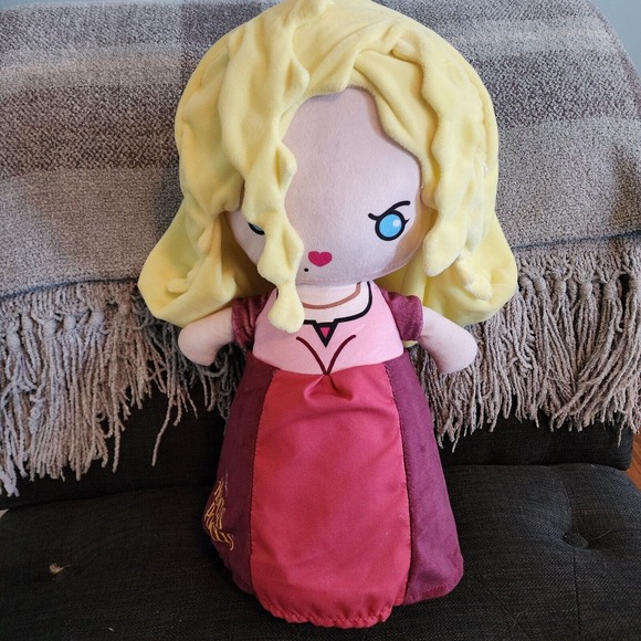 Disney | Toys | Disney Hocus Pocus Sarah Sanderson Sisters Plush Door ...